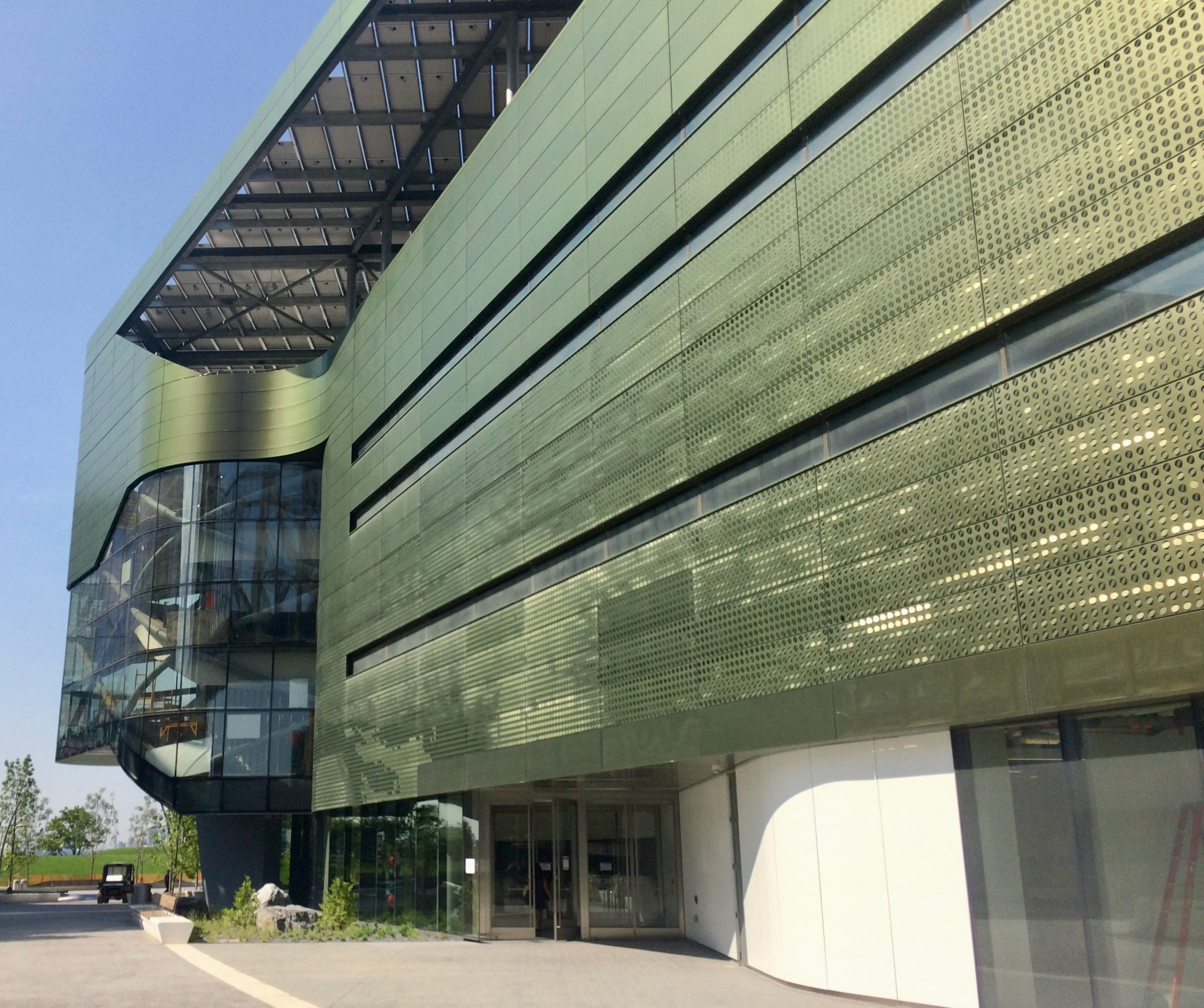 Esther Hicks: The Controversial Channeler Behind Abraham's Teachings ...